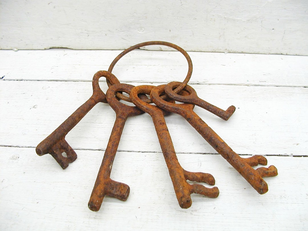 Prop Keys Jailhouse Keys Large Keys Rustic Jail Keys Rustic Decor ...