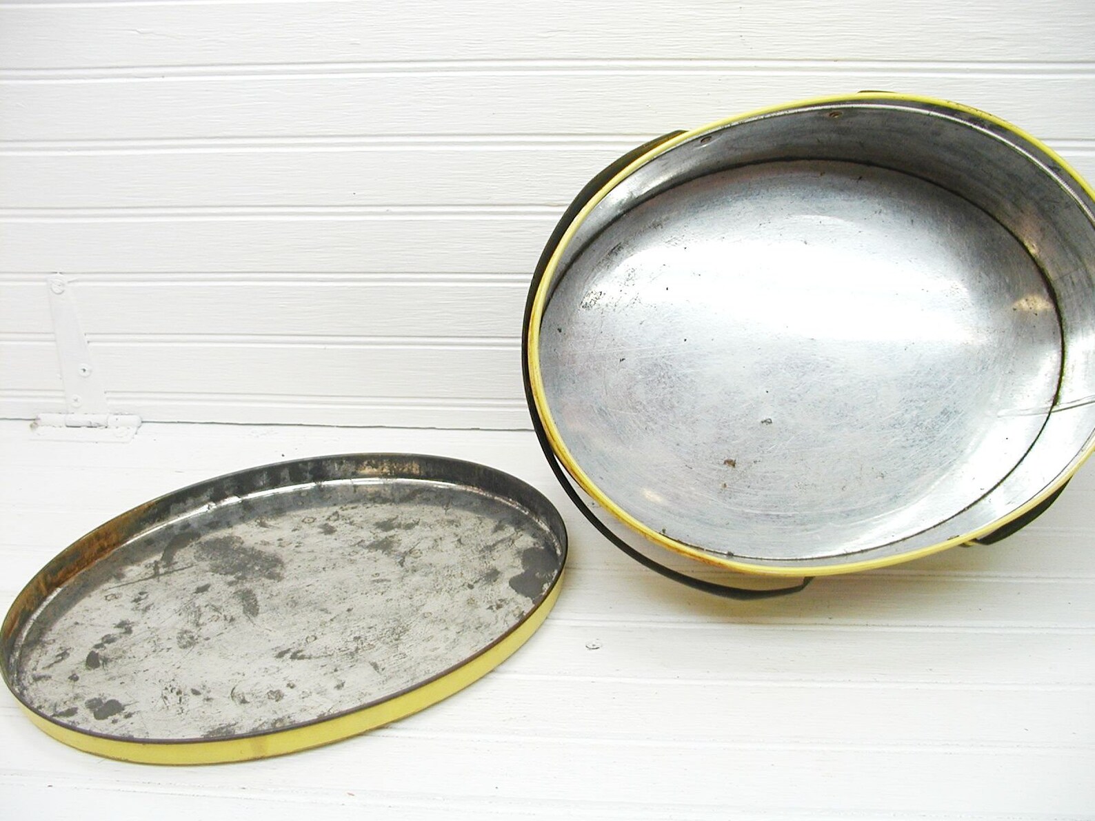 Vintage Biscuit Tin Yellow Tin Primitive Kitchen Tin | Etsy