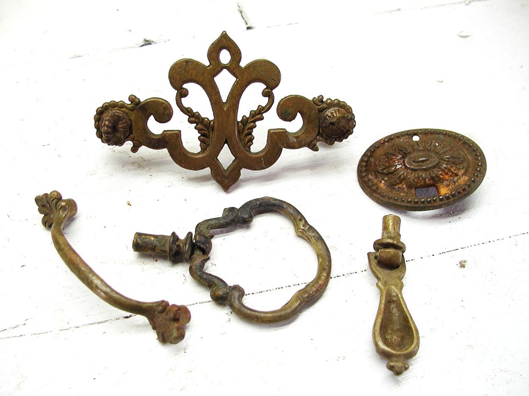 Mixed Collection Assorted Hardware Lot Brass Rusty Cabinet Assemblage ...