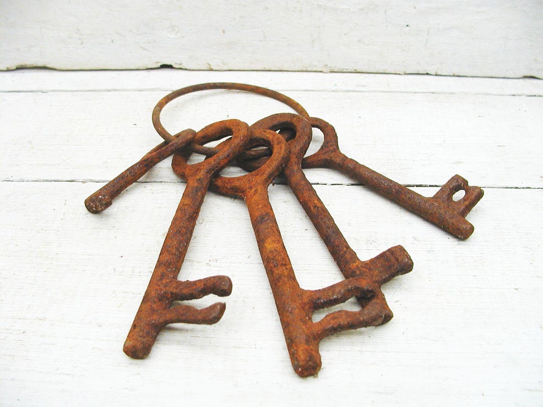Prop Keys - Jailhouse Keys - Large Keys - Rustic Jail Keys - Rustic ...