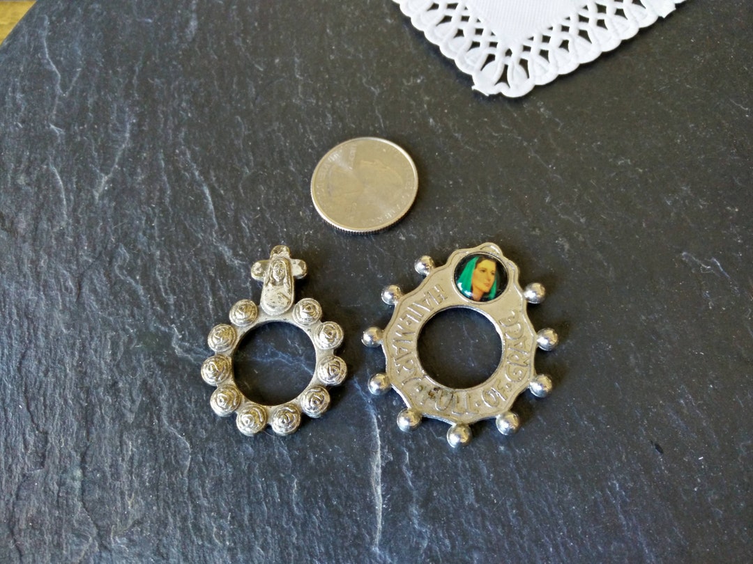 1 VTG 10 Rose finger Rosary Holy Mary Ave Maria crucifix ring or resin ...