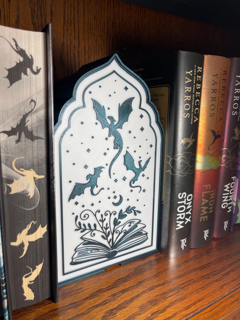 Fourth Wing–inspired Dragon Book Nook – Fantasy Shelf Decor + Display ...