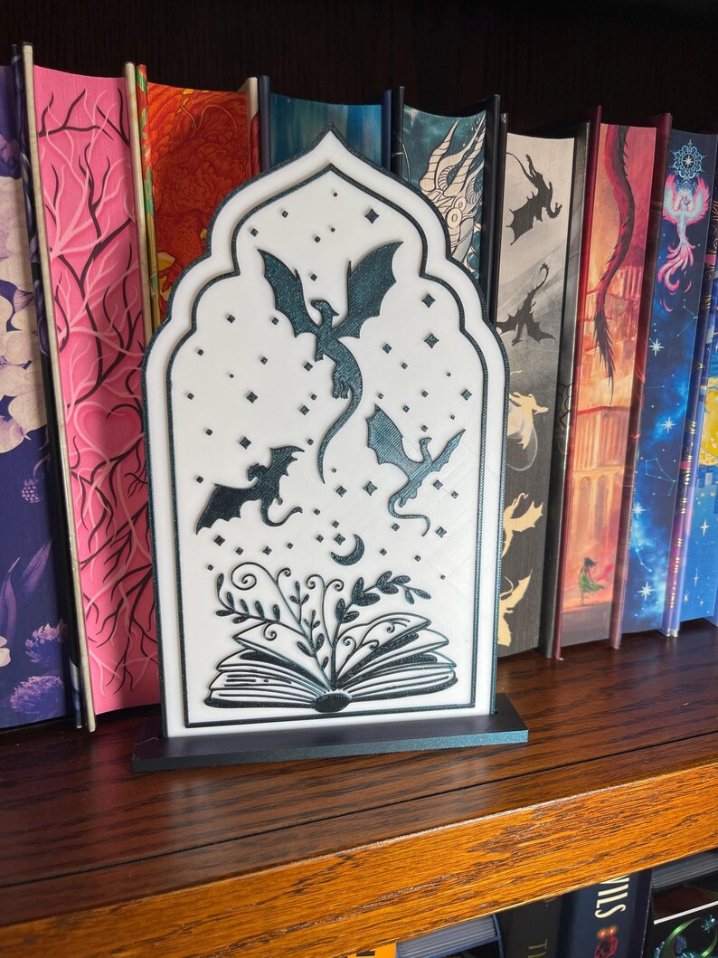 Fourth Wing–inspired Dragon Book Nook – Fantasy Shelf Decor + Display ...