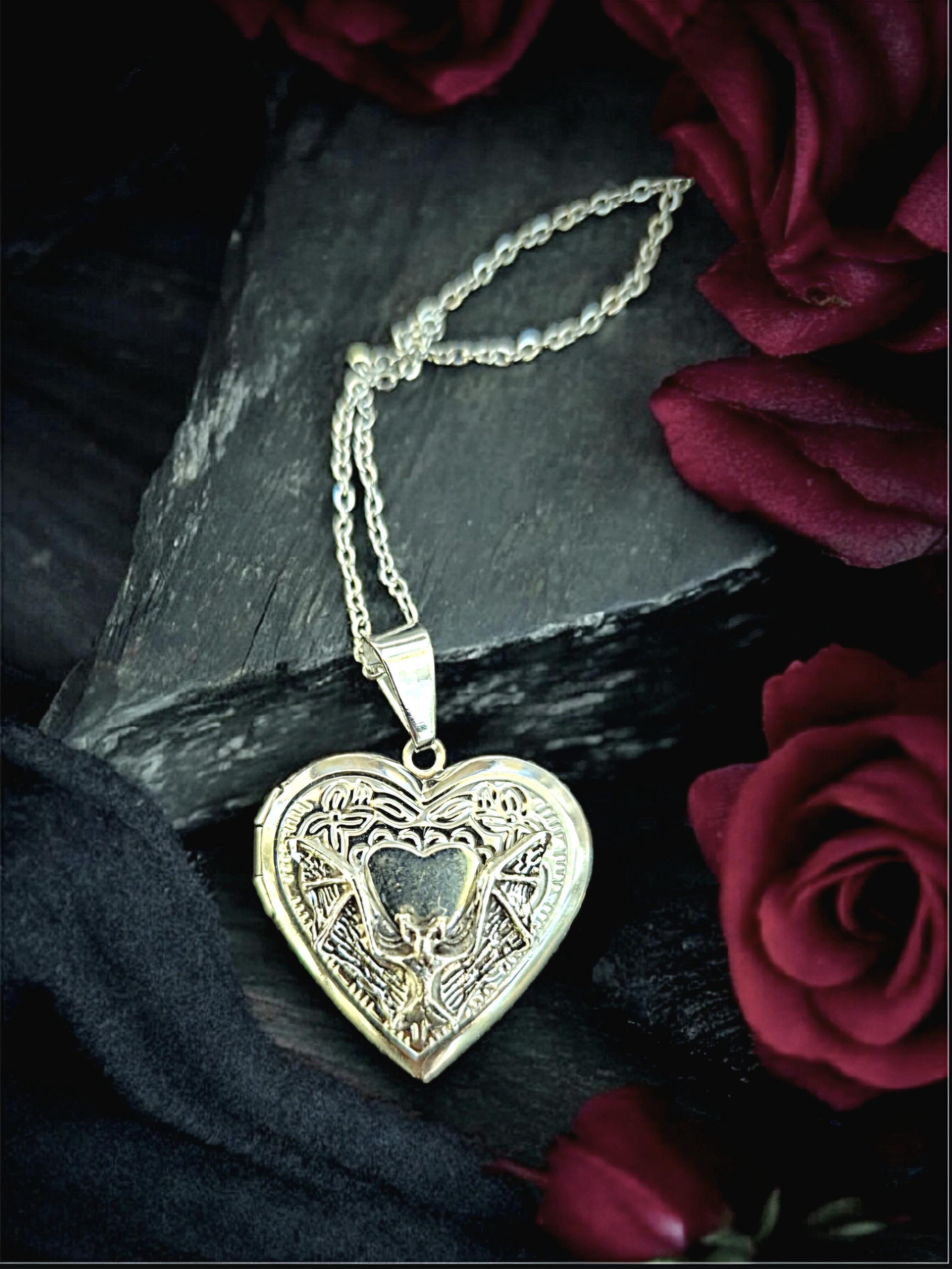 Gothic Stainless Heart Locket Necklace With Bat, Heart Locket, Oval ...