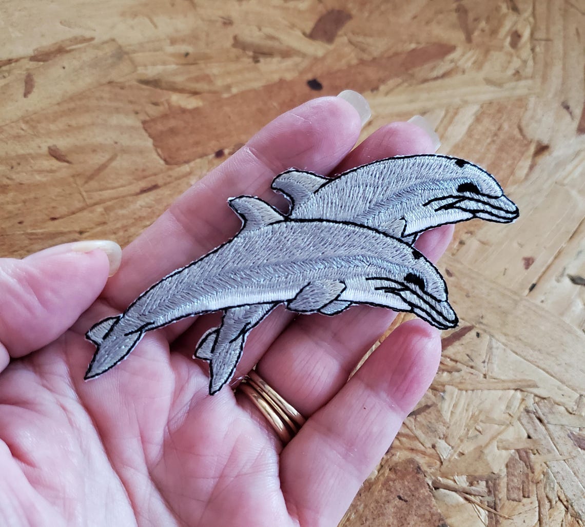Dolphin - Dolphin Pair - Ocean - Aquarium - Embroidered Iron on Patch ...
