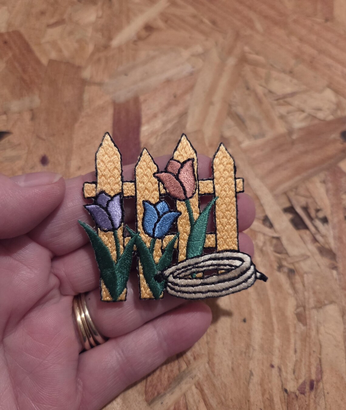 Tulips - Gardening - Spring - Planting - Flowers - Embroidered Iron on ...