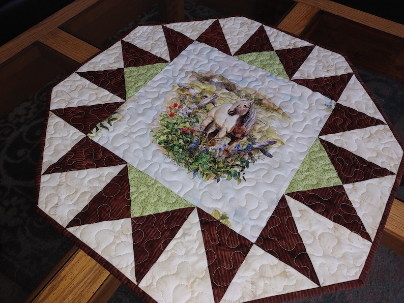 Centerpiece Quilt Pattern directions the Fabric Addict - Etsy