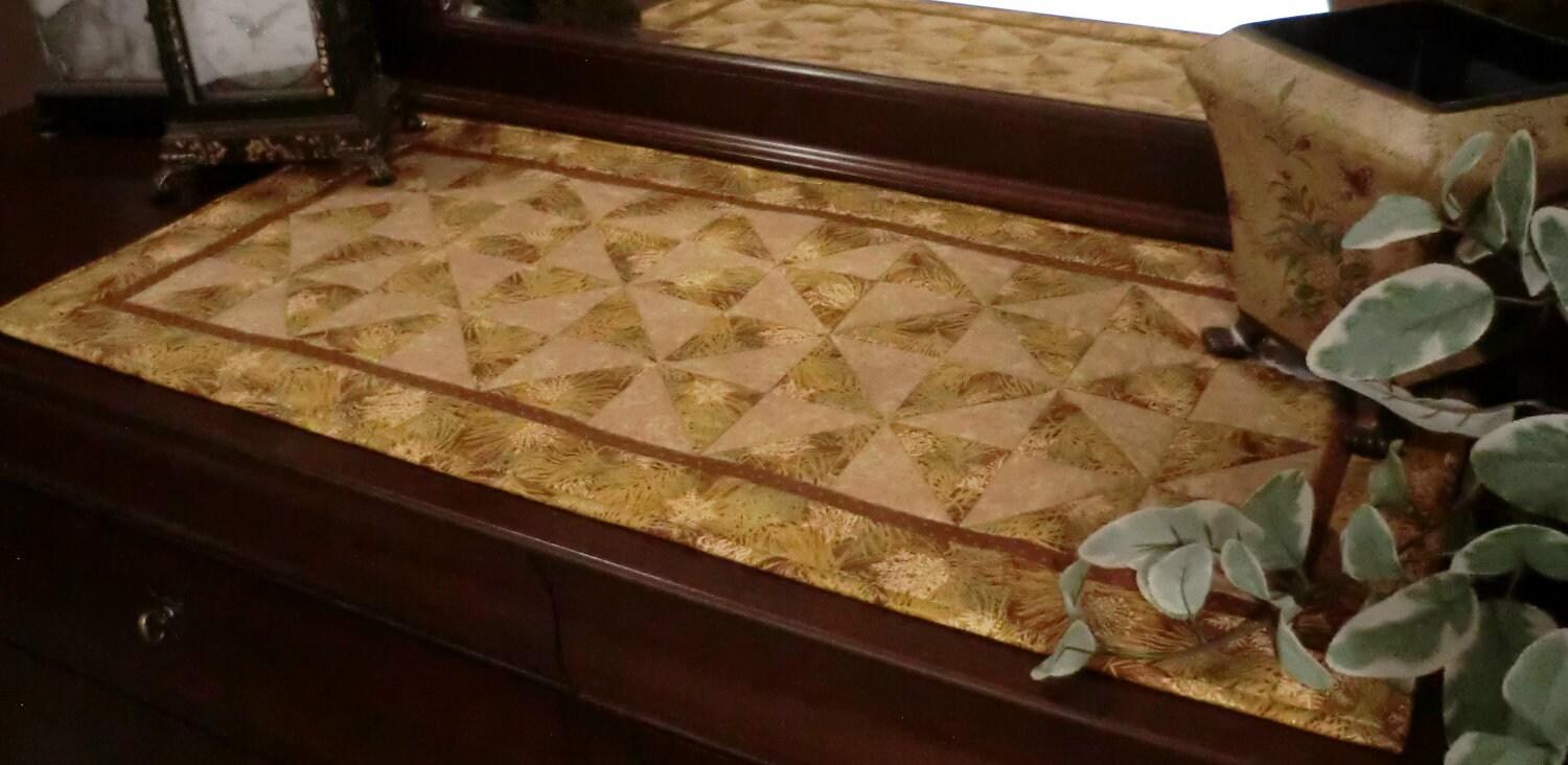 INSTANT DOWNLOAD Pdf Pattern. Easy to Make Table or Coffee Table Runner ...