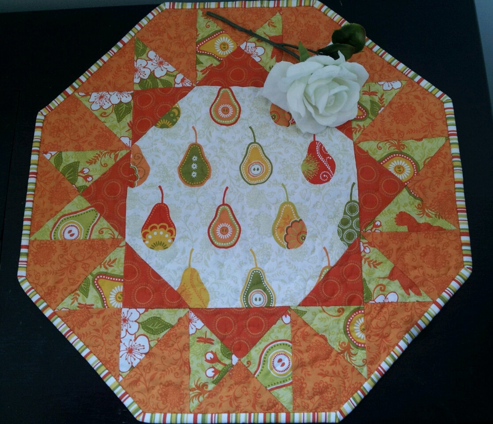 Sunburst Easy Table Topper Pattern. | Etsy Canada