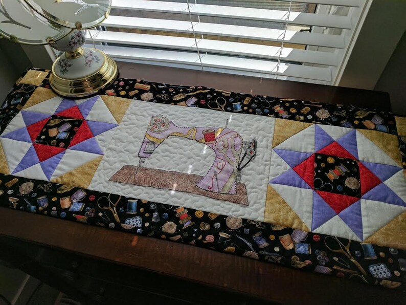 Vintage Sewing Machine Crayon Tinted Runner Pattern - Etsy