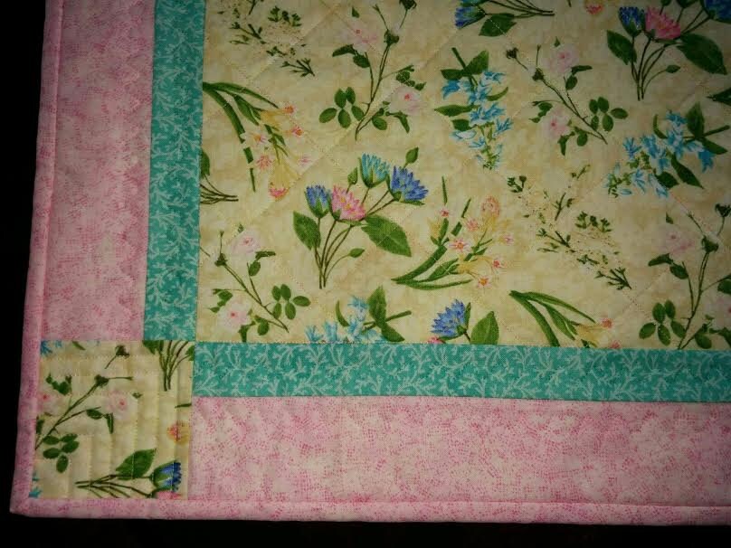 Pretty vintage looking floral Table Runner kit. Pink aqua | Etsy