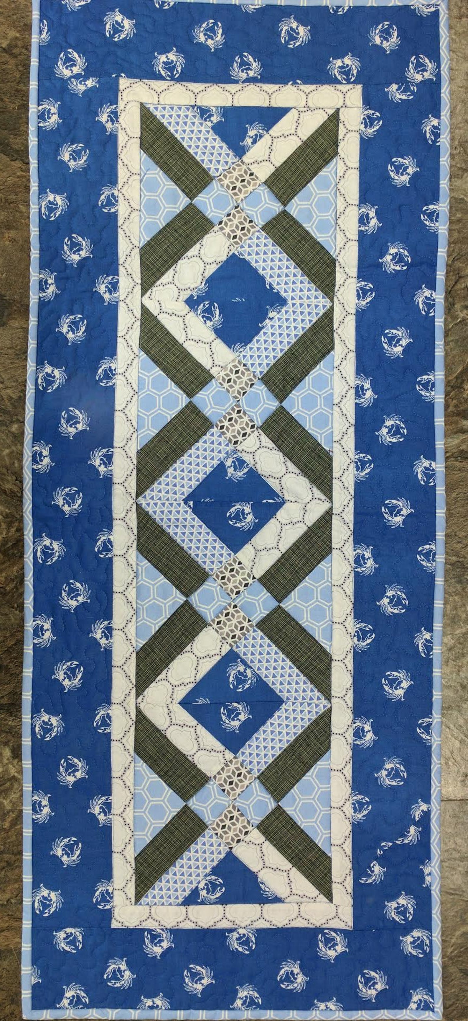 Licorice Twist Table Runner Pattern - Etsy