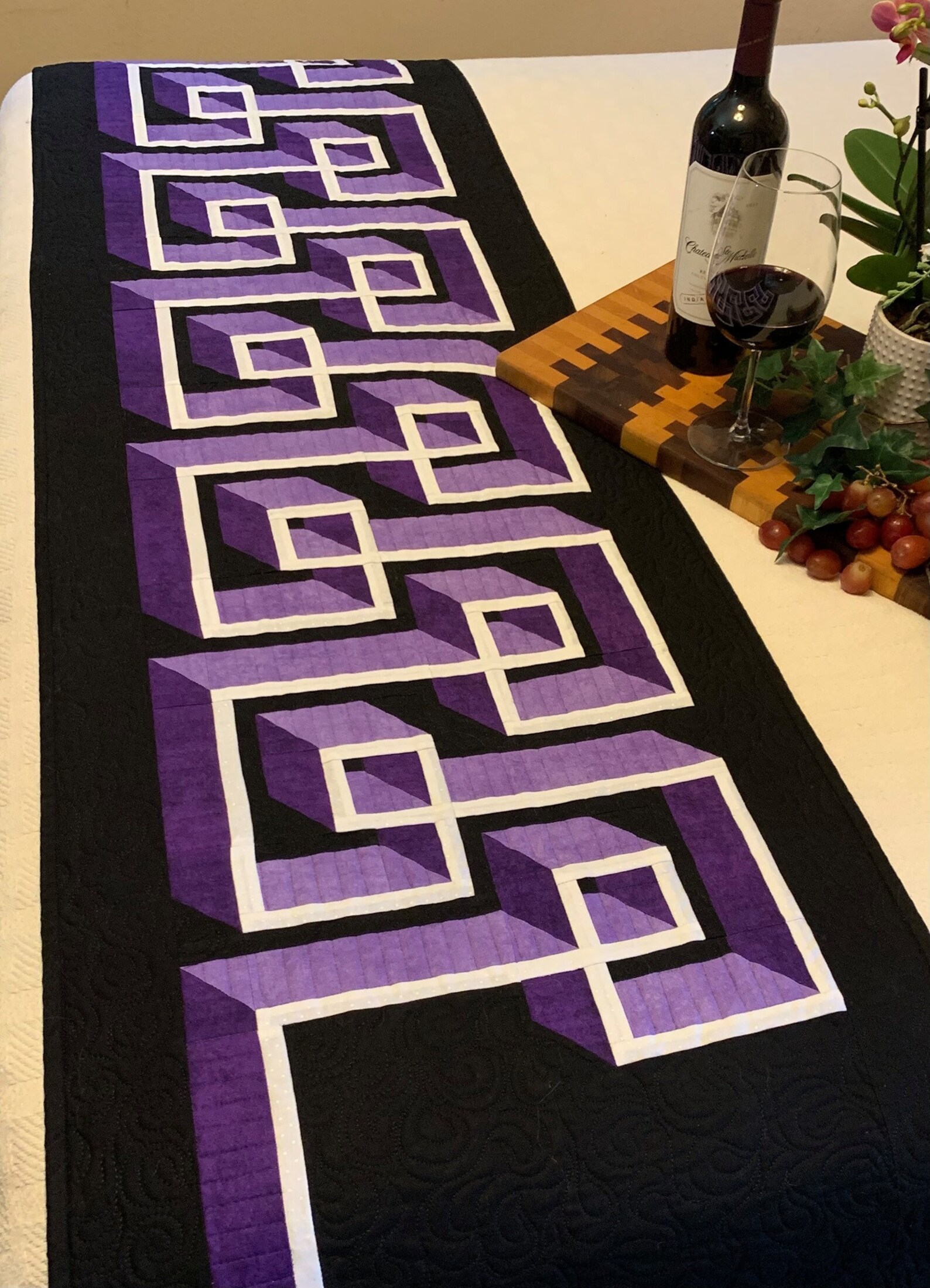 Crescendo Quilt Pattern. Table or Bed Runner. by the Guilty Quilter - Etsy