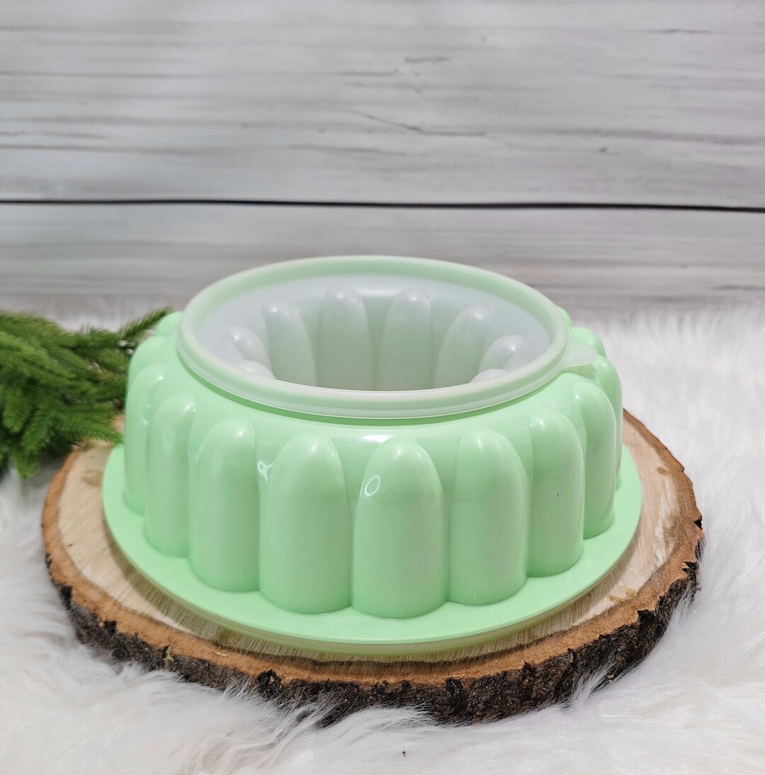 Vintage Tupperware Jello Gelatin Ring Mold in Jadeite Green & Sheer 3 ...