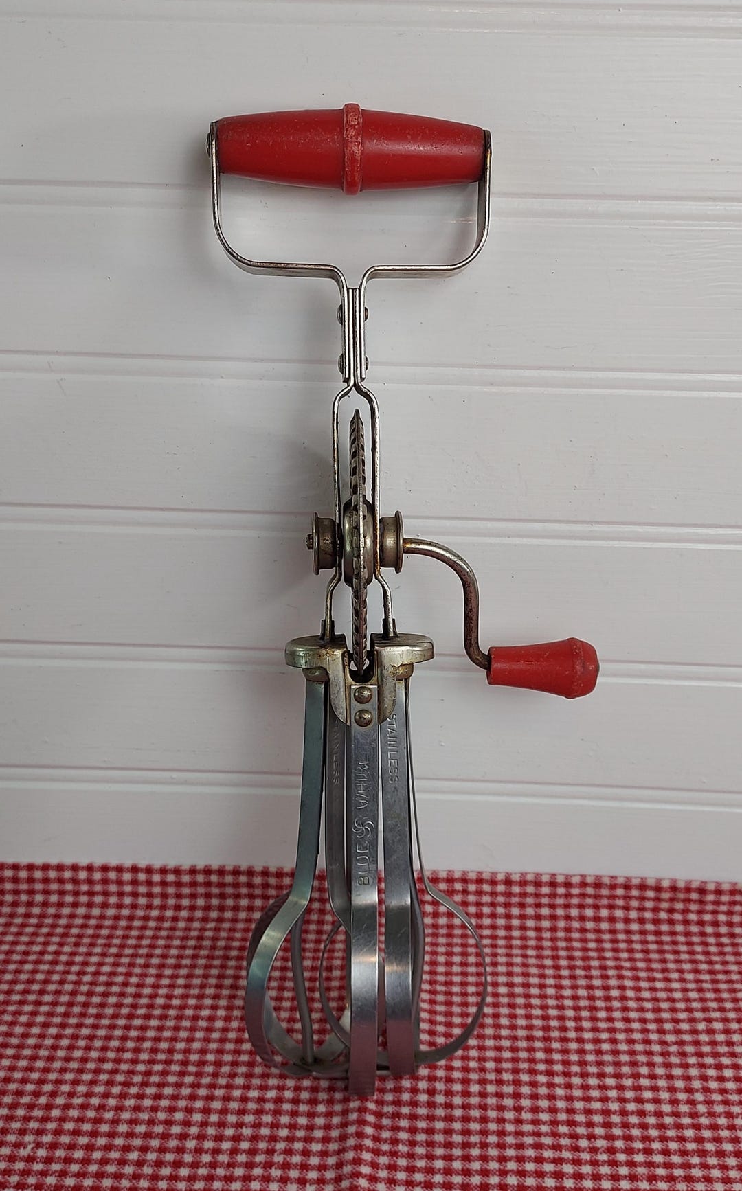Vintage BLUE WHIRL Beater: Retro Red Handle Mixer, USA Made - Etsy