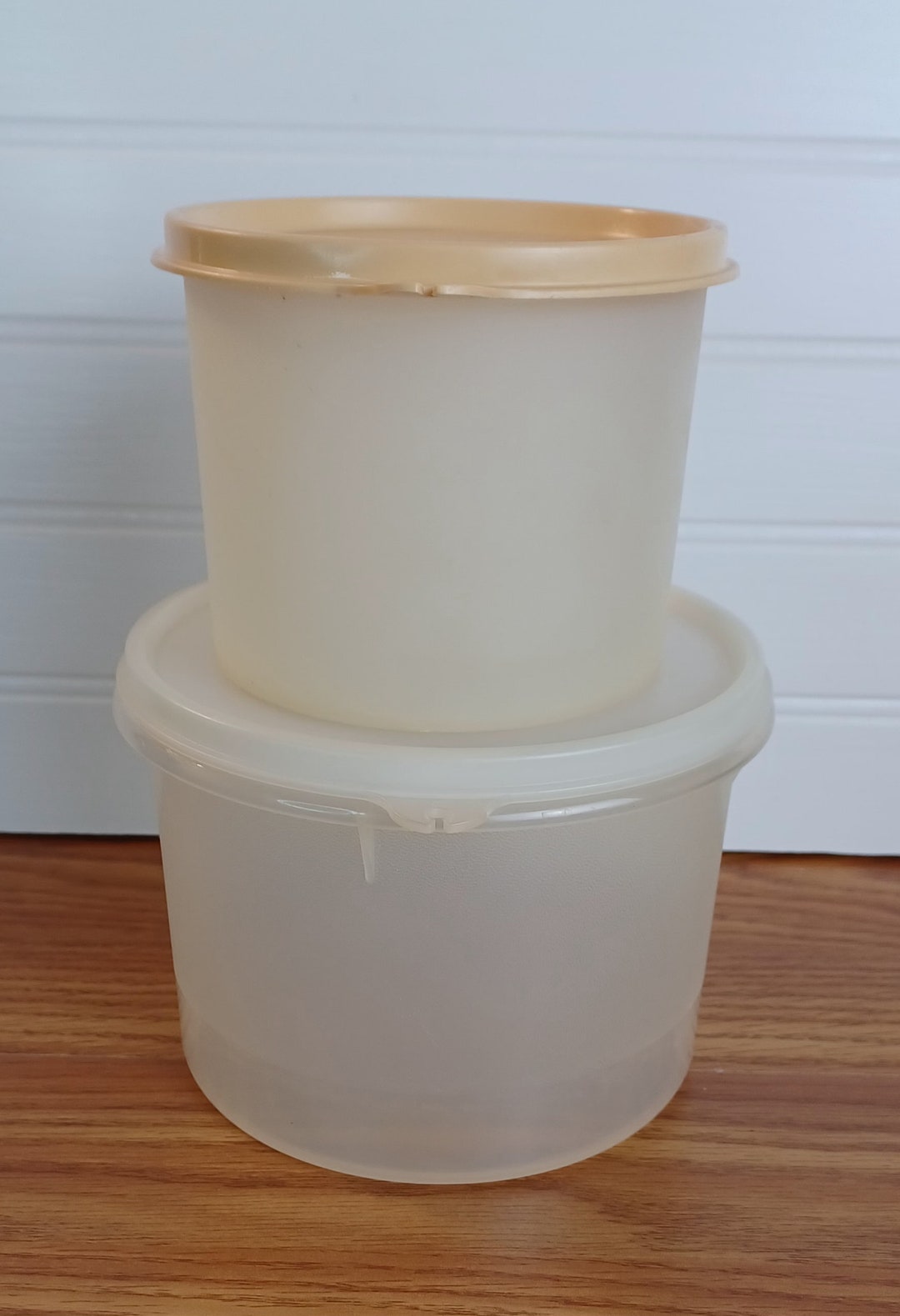 Set of 2 ~ Vintage Tupperware Lidded Storage Containers #250 & 263 ...