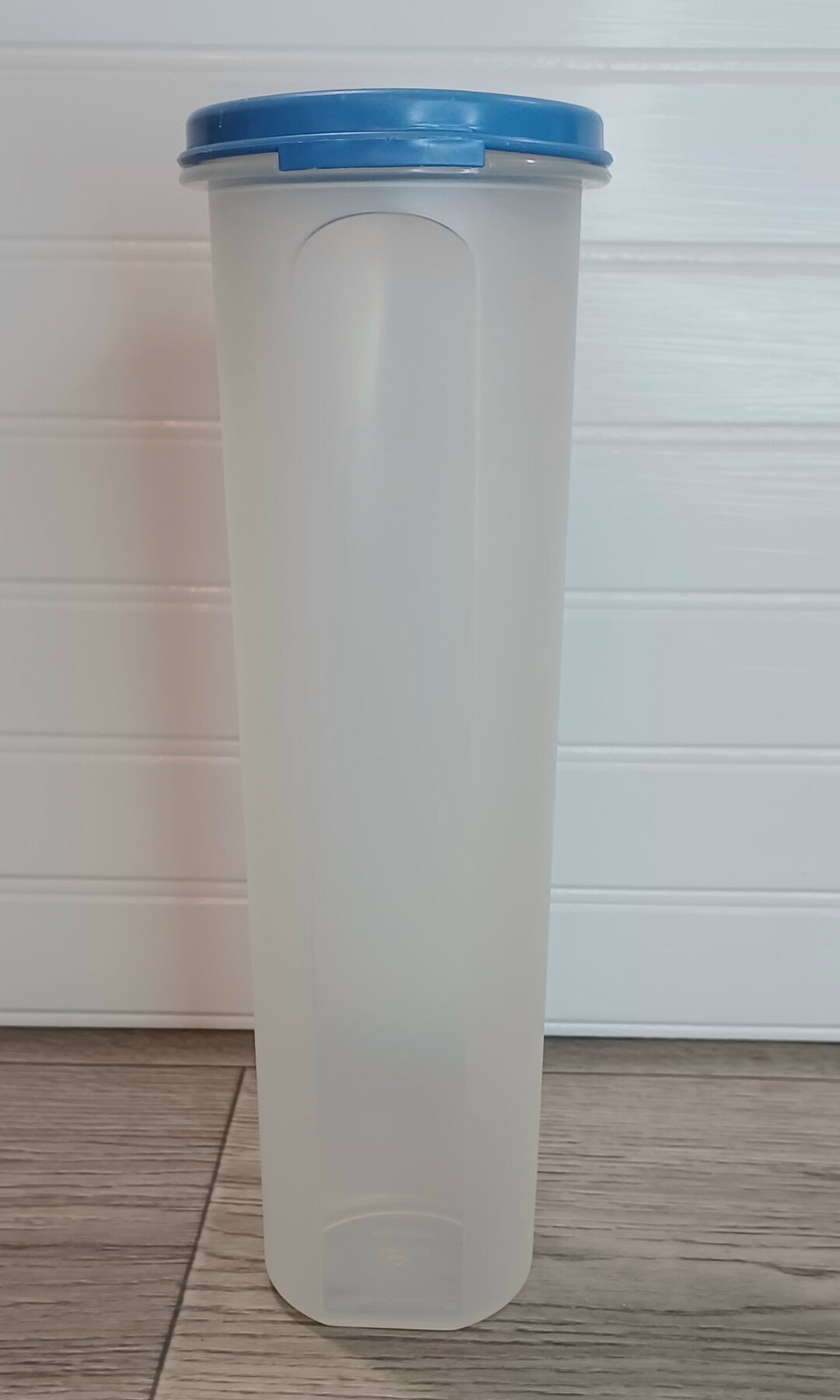 Tupperware Modular Mates Spaghetti Keeper & Blue Fitted Lid, Vintage ...