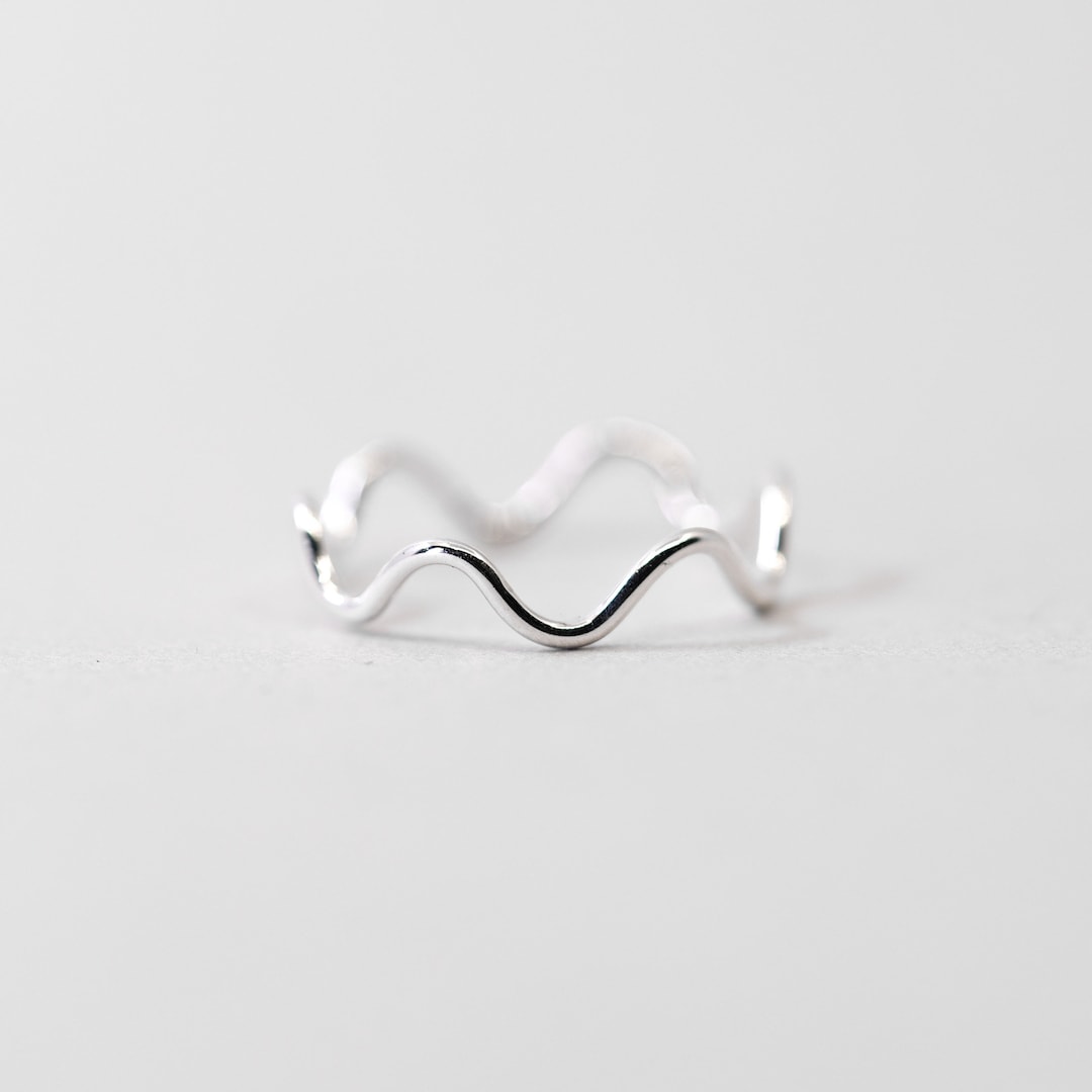 Wavy Silver Ring, Sterling Silver Stacking Ring, Sterling Silver Ripple Ring - Etsy
