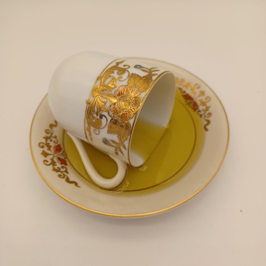 Teacup to the Brim-pretty Teacup From England With Spilt Green "tea ...