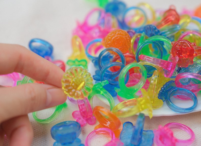 Vintage Plastic Kid Toy Ring, Plastic Transparent Rings, Plastic Ring ...