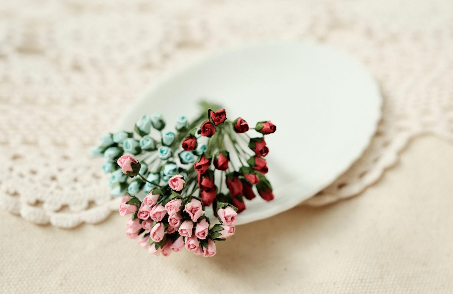Tiny Red Paper Rose Buds, Micro Mini Rose Buds, Mulberry Paper Flowers ...