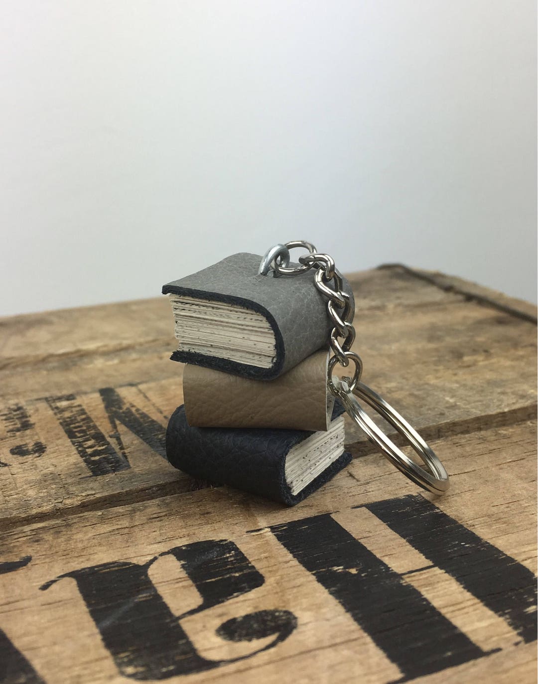 Book Keyring Handmade Leather Book Stack Keychain Gift - Etsy