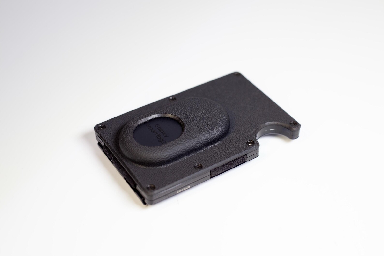 Smarttag2 Plate for Ridge Wallet Made Out of Plastic , Samsung Smart ...