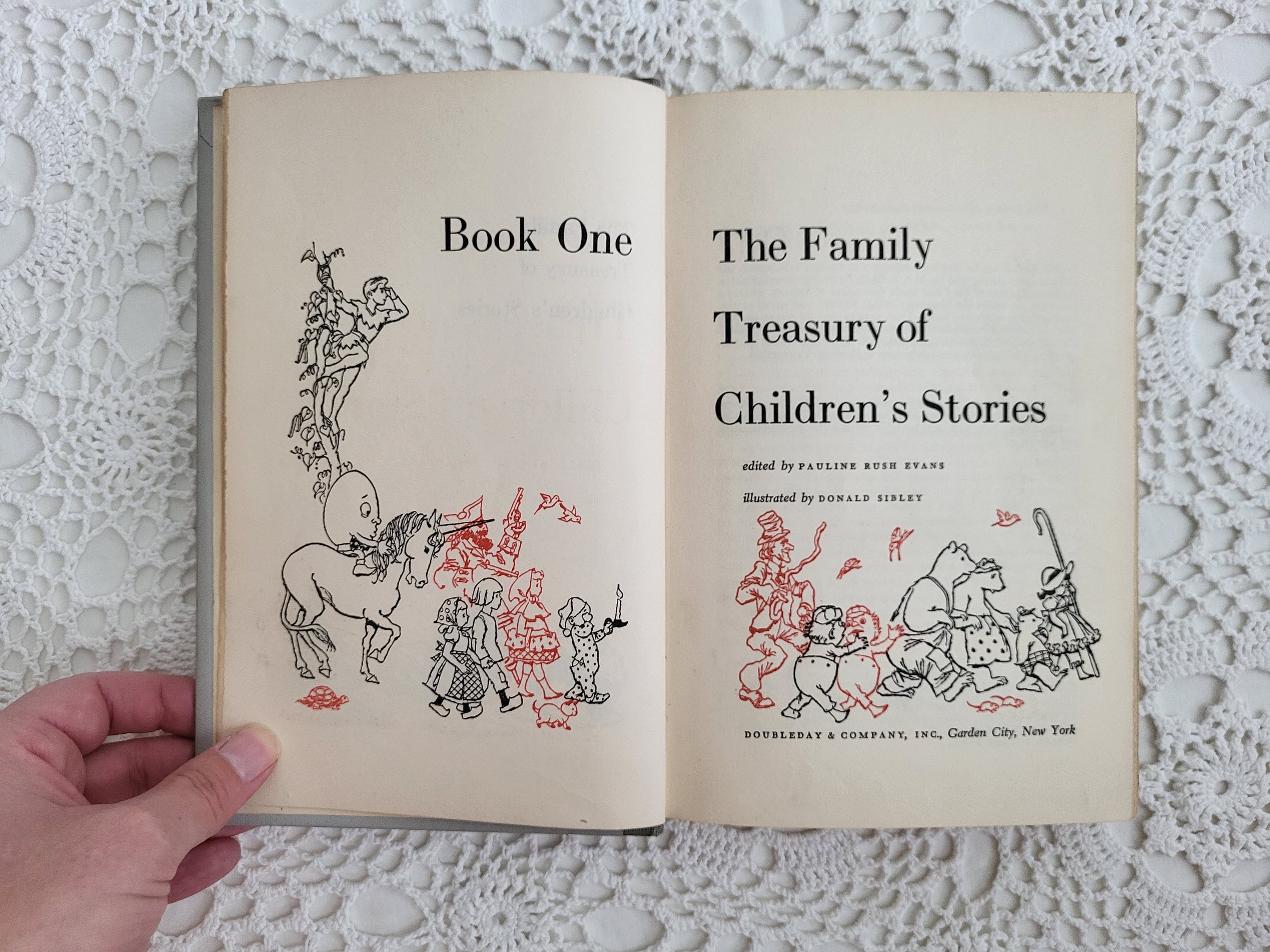 The Family Treasury of Childrens Stories, Book 1, 1956 - Etsy
