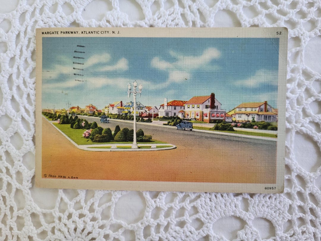 Vintage 1930s Postcard of Margate Parkway in Atlantic City, New Jersey ...
