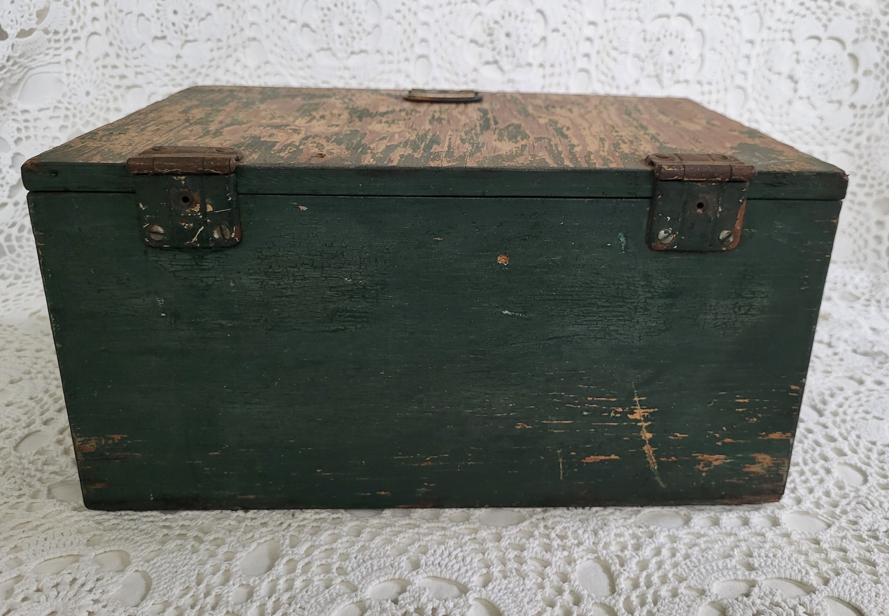 Rustic Green Painted Wooden Box, Farmhouse Cabin Storage Container - Etsy