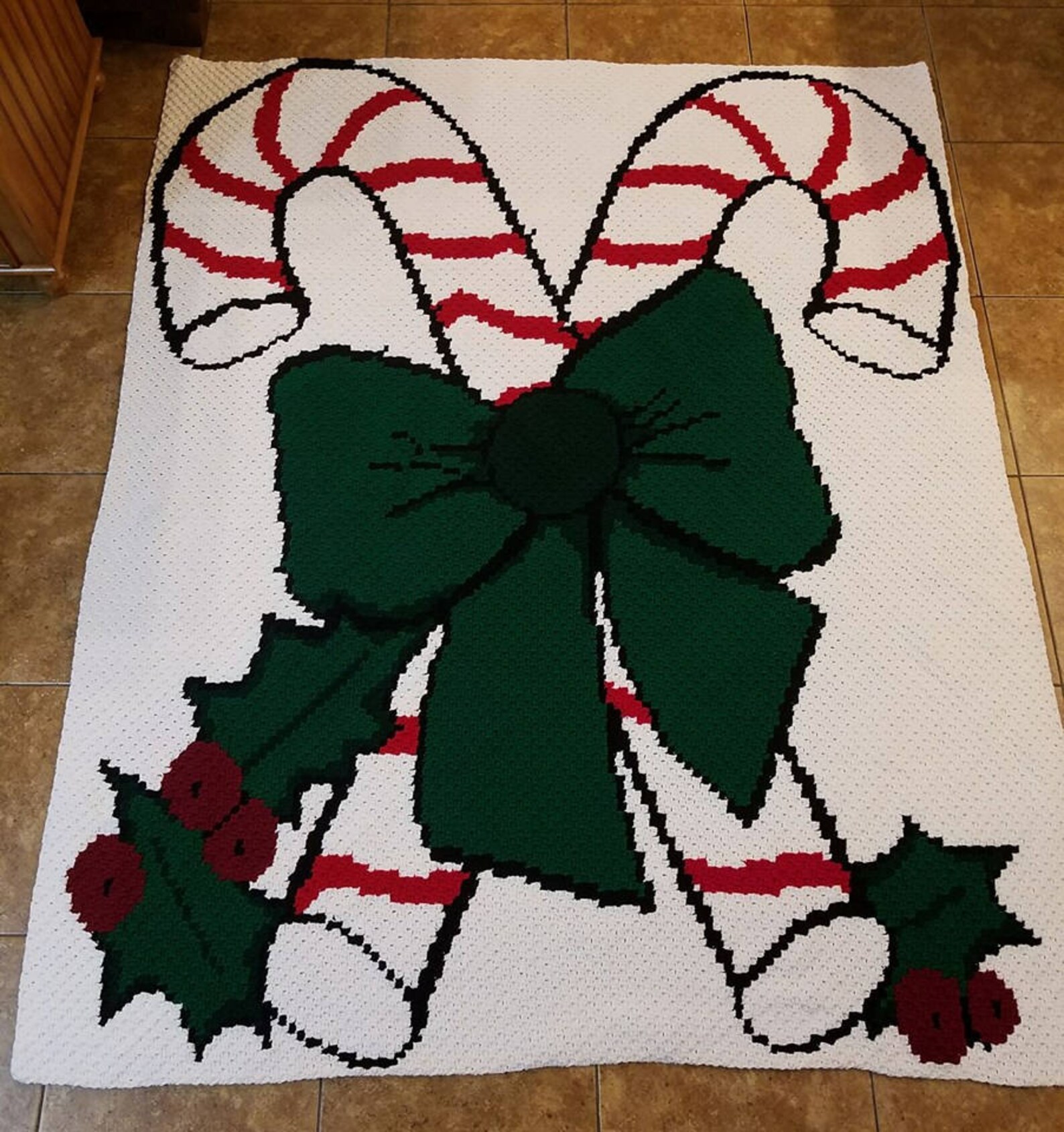 Candy Cane Mini C2c Pattern Graph With Written Color Count Intructions ...