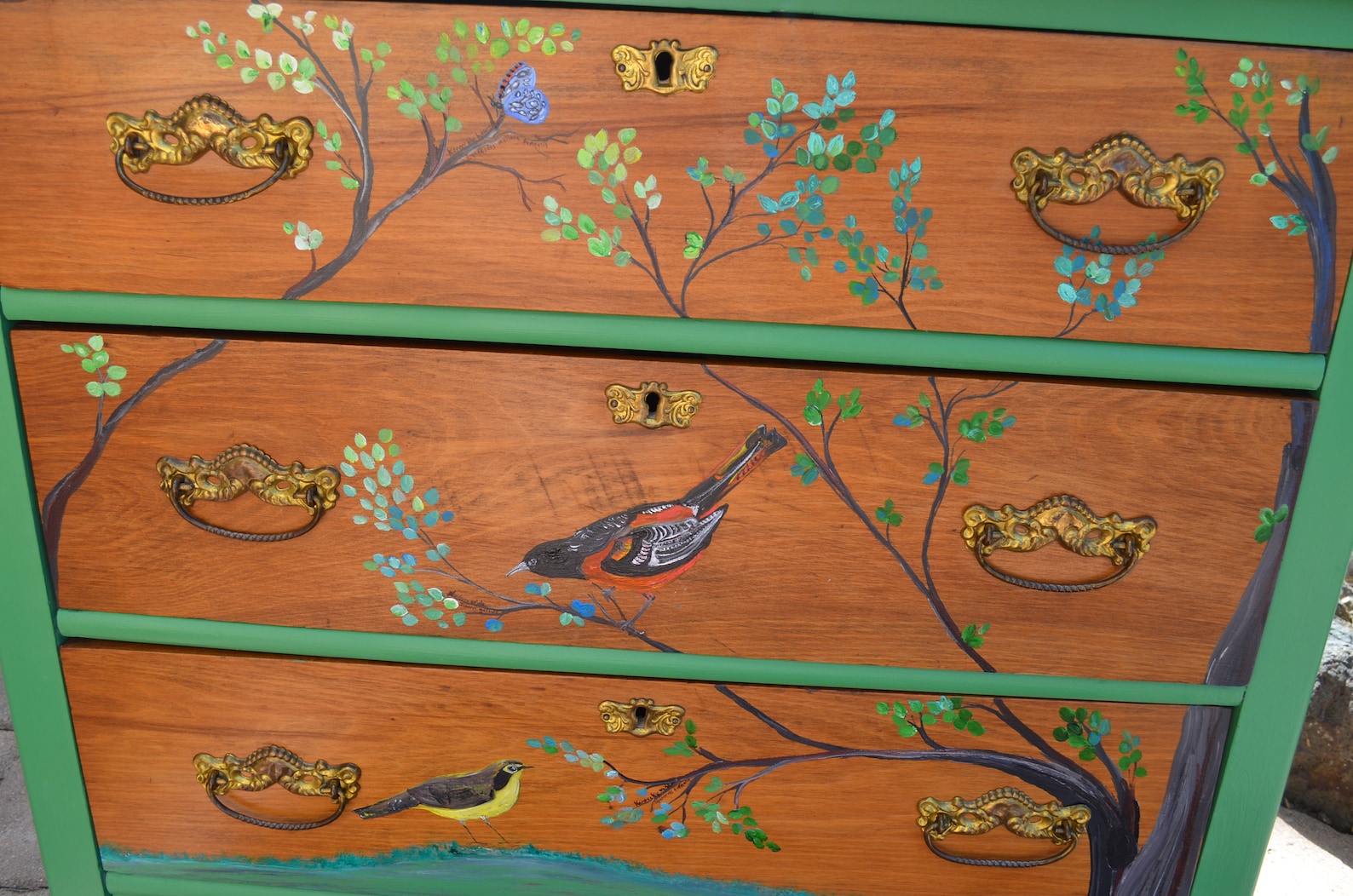 Hand Painted by Me Bird Dresser SHIPPING INCLUDED: Backyard Songbirds ...
