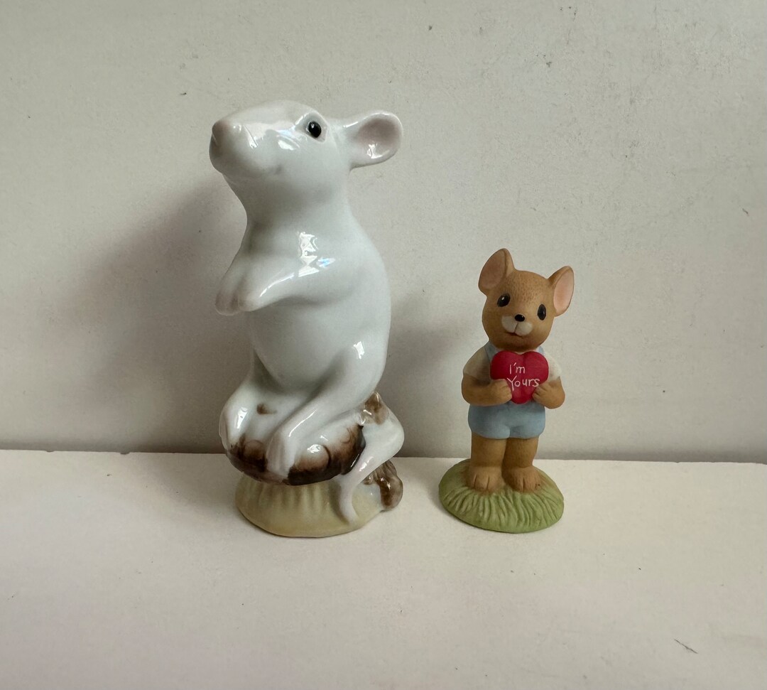 Vintage Porcelain Mouse Figurines Anthropomorphic Enesco Valentine ...