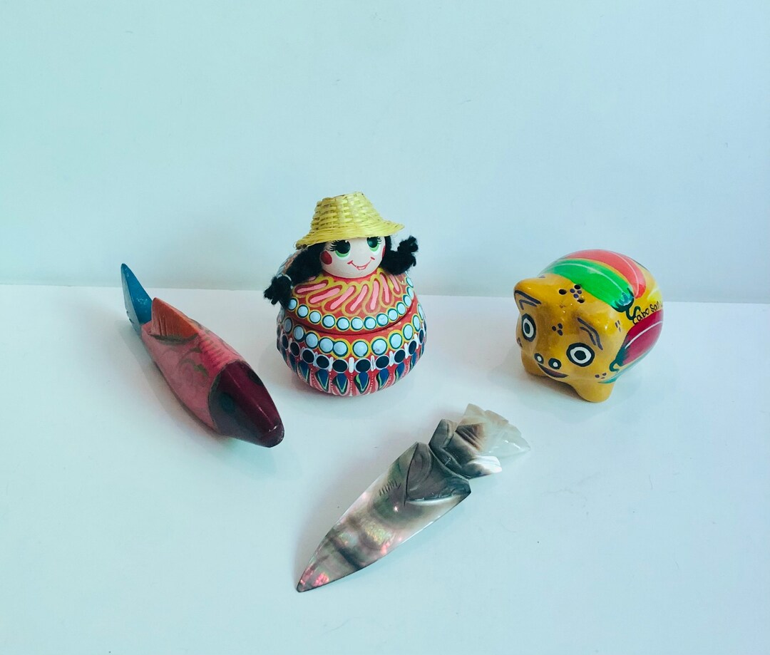 Caribbean & Mexican Folk Art Aruba Terracotta Stash Box Carved Wood ...