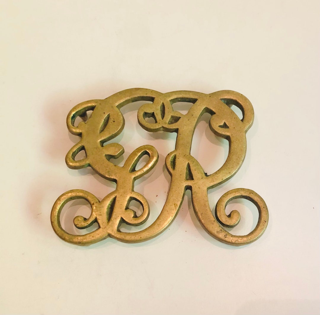 1949 Mid-century Vintage Williamsburg King George Small Footed Brass ...