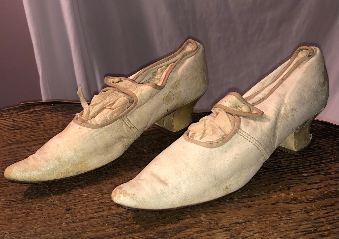 1870s Antique Ladies Shoes Tiny Leather Woman’s Heels - Etsy