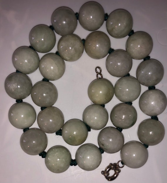 Large Jade Bead Necklace 22 Inches Hand Knotted Jadei… - Gem