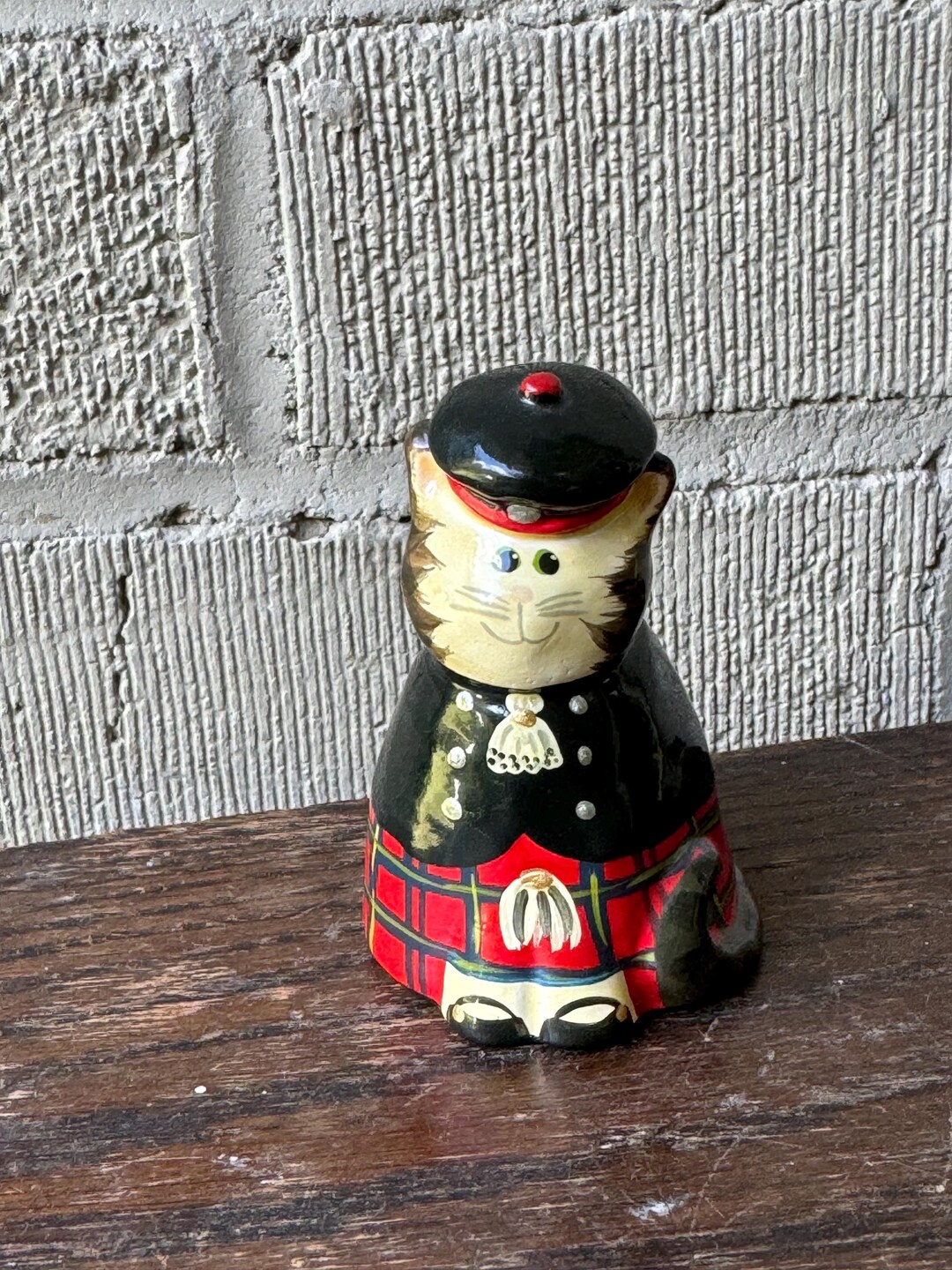Vtg Wonderland Miniature Ornaments Scotsman Cat Lacquered Papier Mâché ...