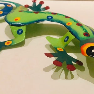 Vtg Hand Painted Haitian Gecko Lizard Metal Sculpture Wall Hanging ...
