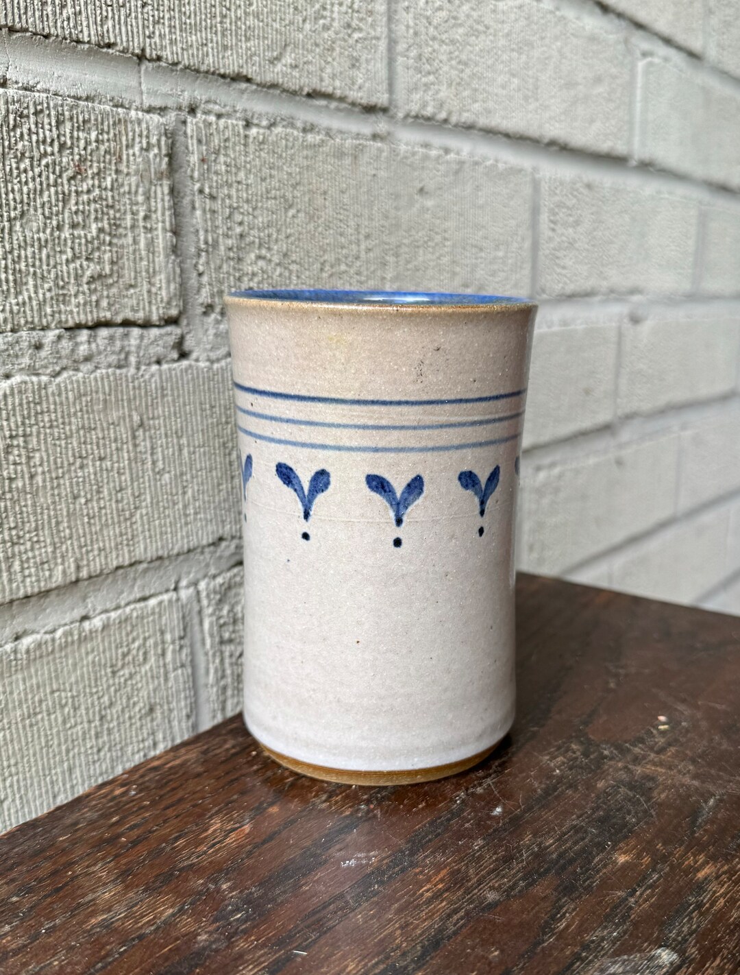 Vintage Mud River Pottery Pencil Cup W Blue Hearts Salt Glaze Brush ...