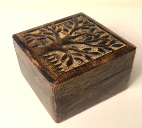Vintage Carved Wooden Trinket Box Jewelry Box Carving of Tree | Etsy
