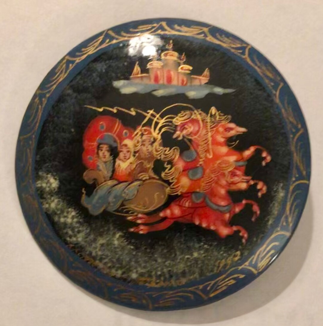 2 Vintage Russian Brooches Lacquer Miniature Paintings Artist Signed ...