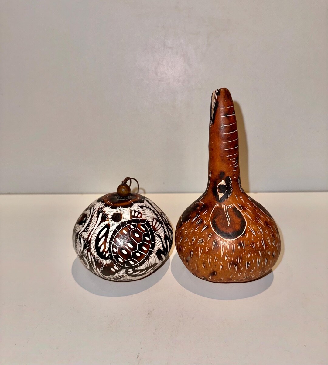 Hawaiian Sea Turtle Gourd Sculpture P Rojas & Figural Peruvian Anteater ...