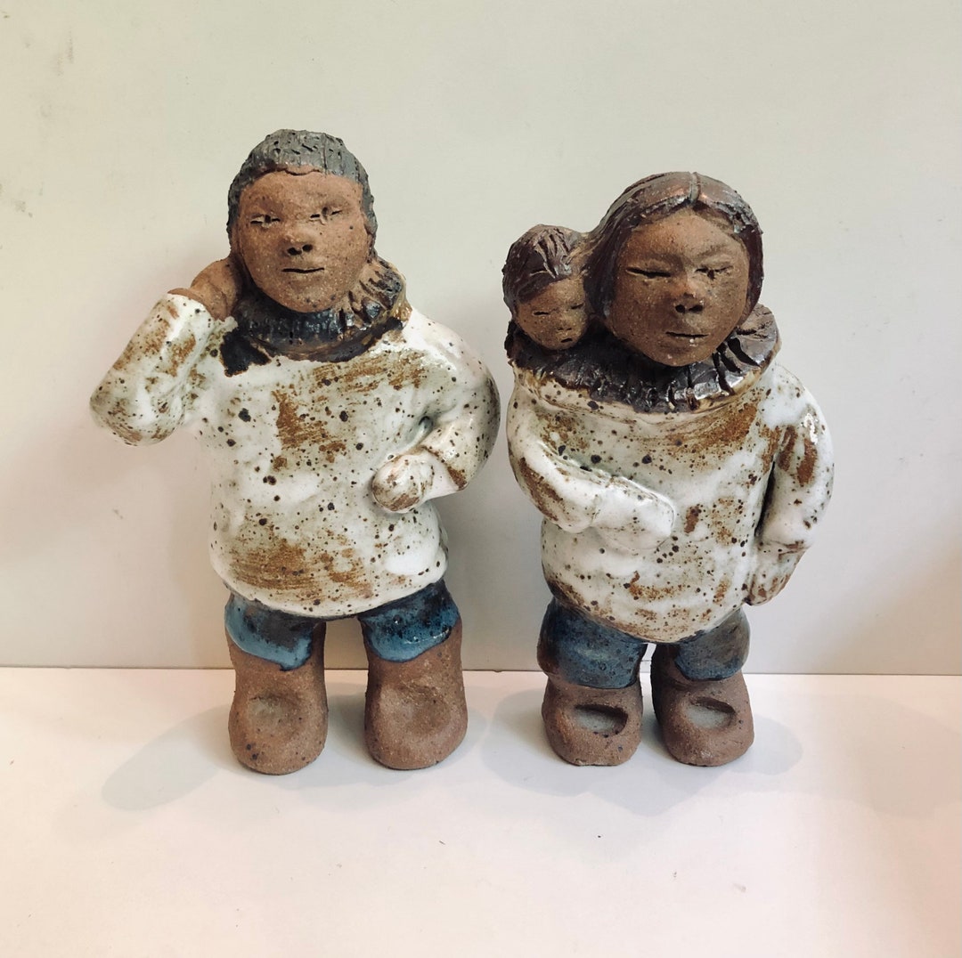 Pair Ceramic Guy De Pelteau Eskimo Clay Inuit Sculpture Couple Statues ...