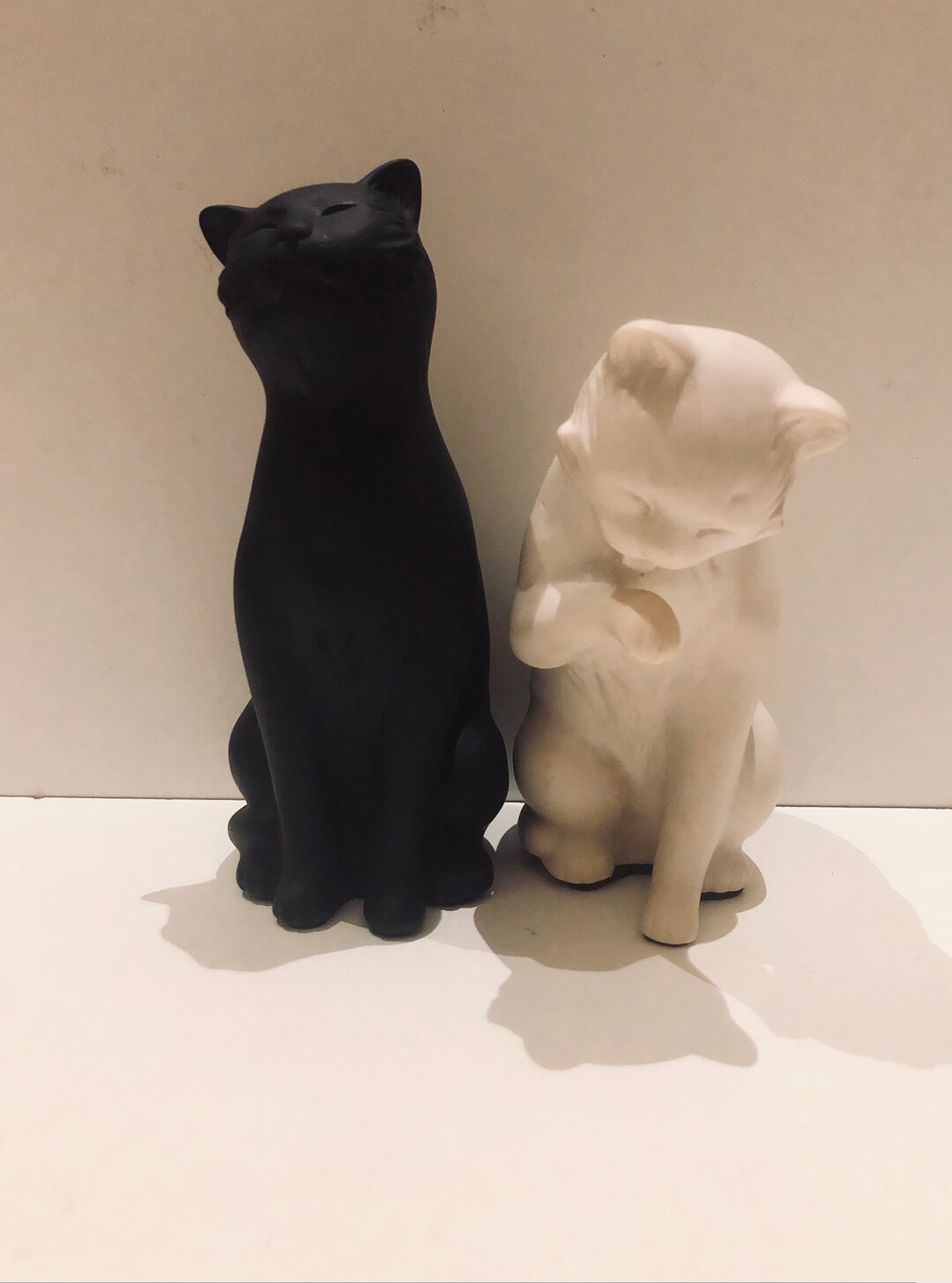 Vintage Pair MCM Kitty Cat Figurines Black Cat & White Cat - Etsy