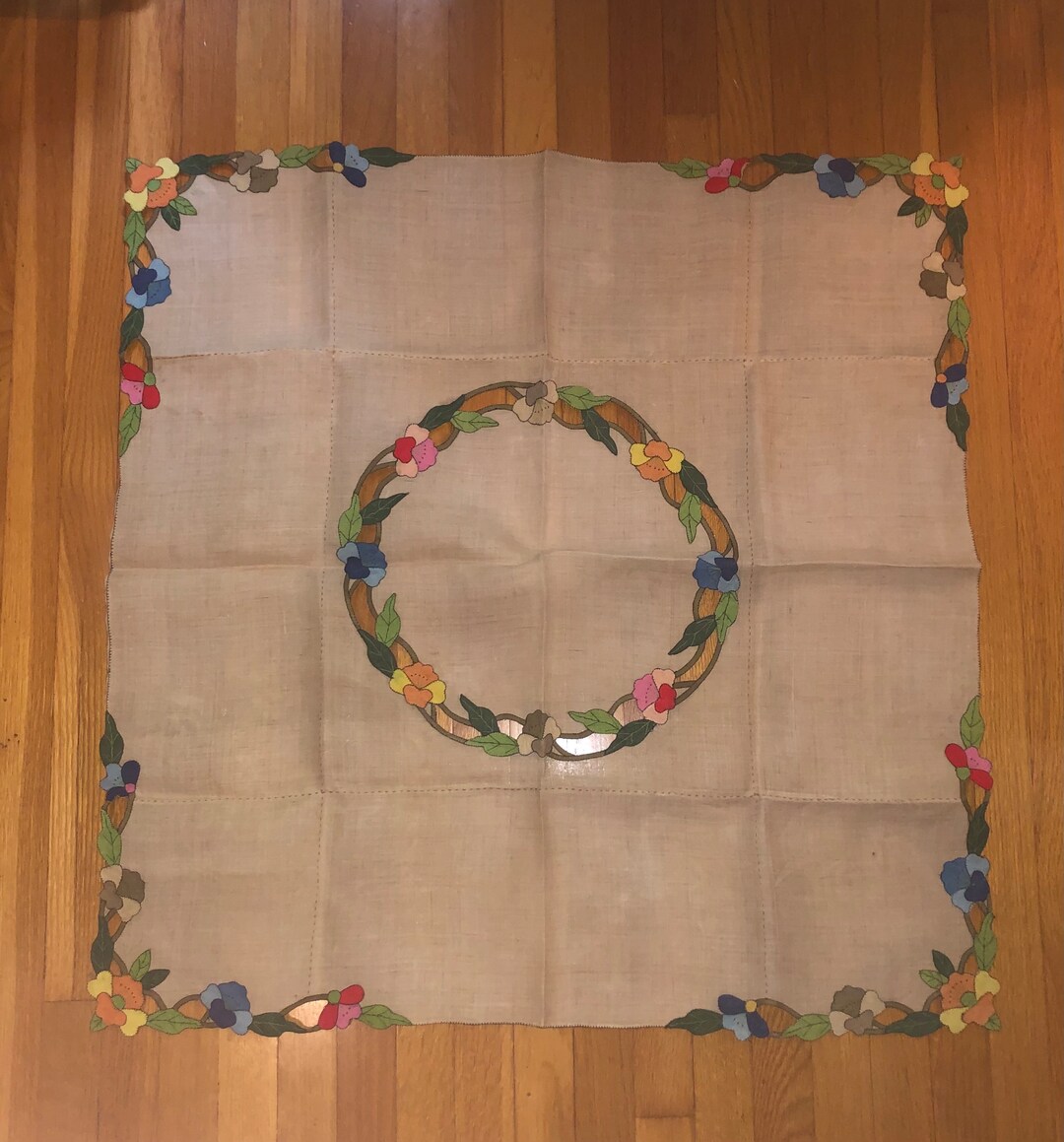 Vintage Floral Appliqué Embroidered Arts & Crafts Linen Tablecloth Card ...