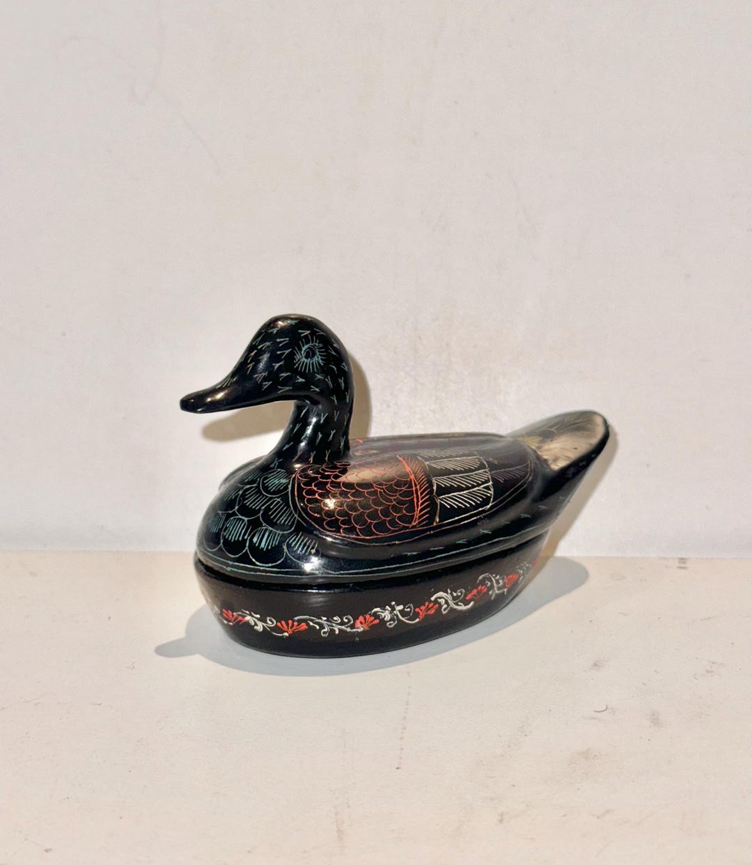 Tiny Vintage Hand Painted Lacquer Duck Trinket Box Ring Box Little ...