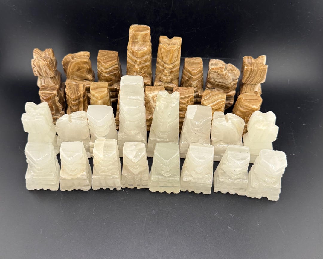 Vintage Set of Carved Mexican Onyx Chess Pieces Brown & White Quartz ...