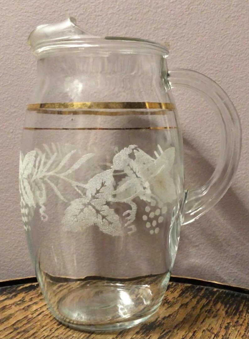 Vintage Bartlett Collins Etched Grapes and Vine Design Juice - Etsy
