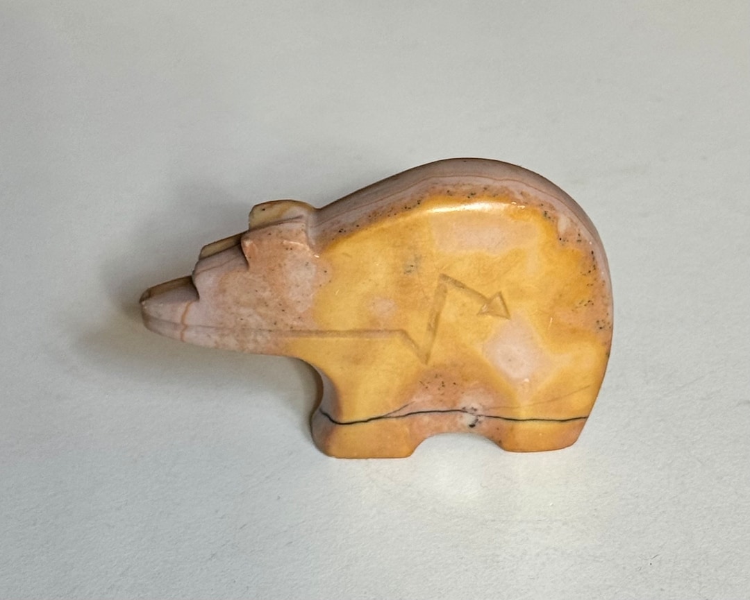 Carved Stone Zuni Bear Fetish Spirit Animal Totem Miniature Sculpture ...